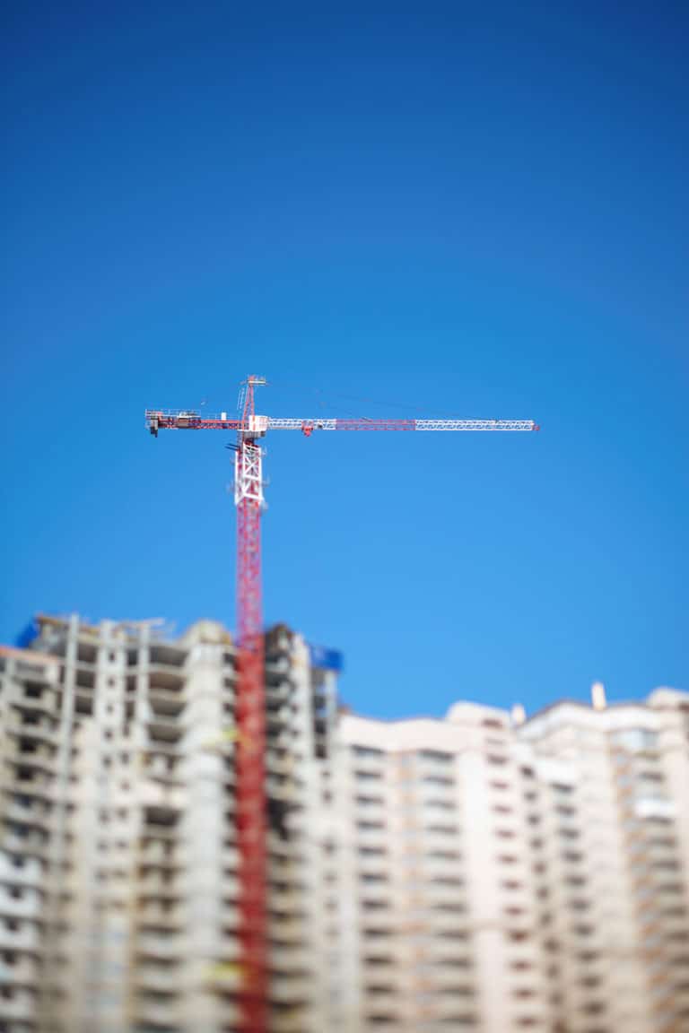 How Does A Hammerhead Crane Work | Box The Play